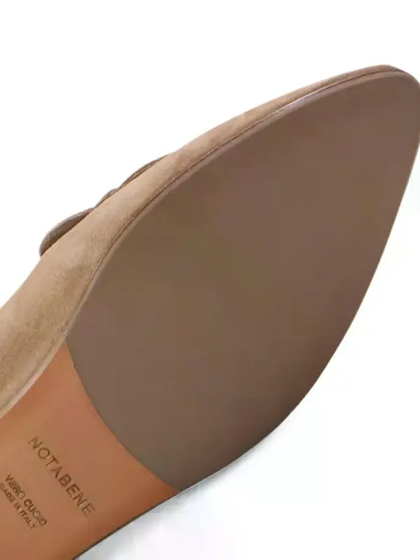 NOTABENE Pointed-toe Loafers