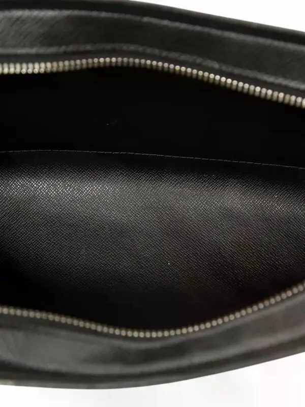 LOUIS VUITTON 2007 Taiga Leather Clutch Bag