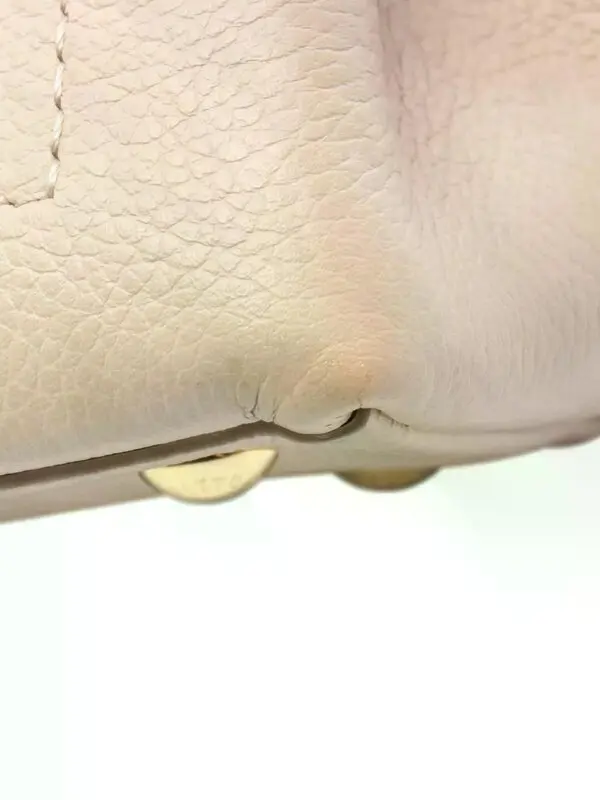 LOUIS VUITTON 2021-2026 Lockme Ever Bb Satchel - Neutrals