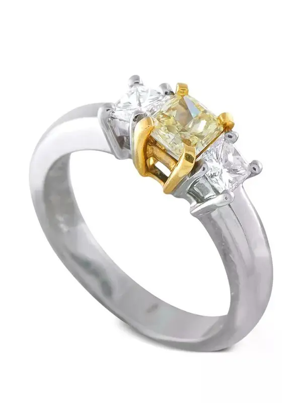 LB EXCLUSIVE Diamond Three-stone Ring - Silver