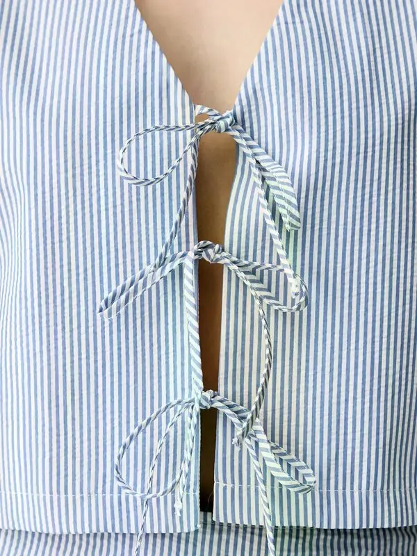 BENETTON Striped Tie-fastening Sleeveless Blouse