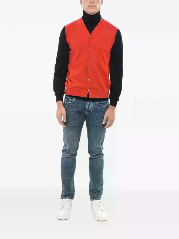 Malo Sleeveless V-neck Vest