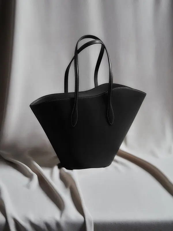 LIFFNER Tulip Shoulder Bag Medium