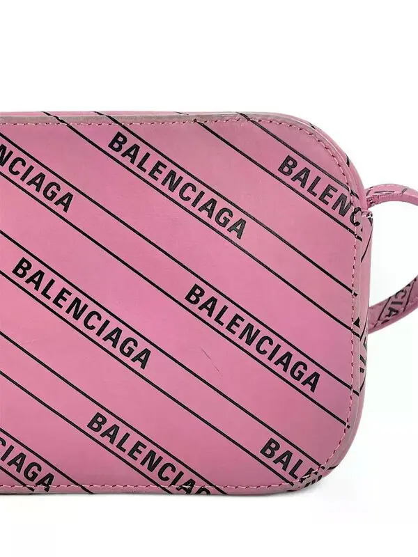Balenciaga Everyday Crossbody Bag - Pink