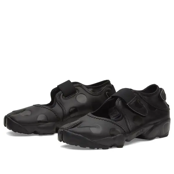 Nike Air Rift Dot Sneaker