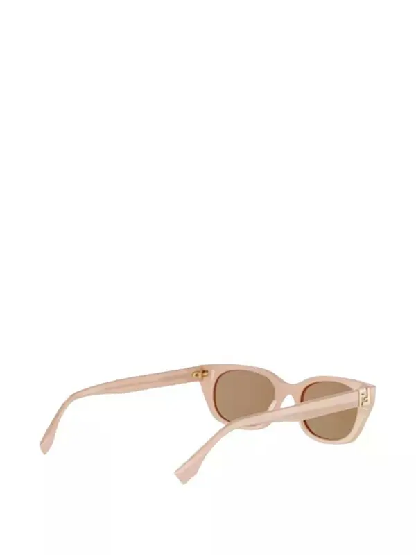 Fendi Logo-plaque Cat-eye Sunglasses