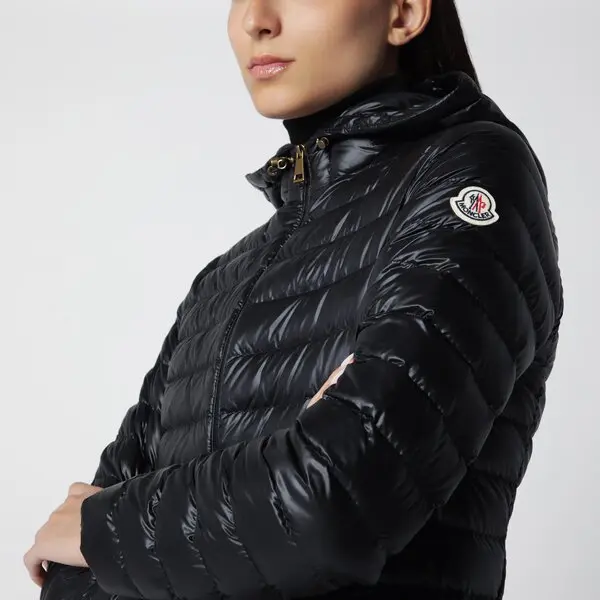 Moncler Igelhood Down Jacket In Longue Saison - Black