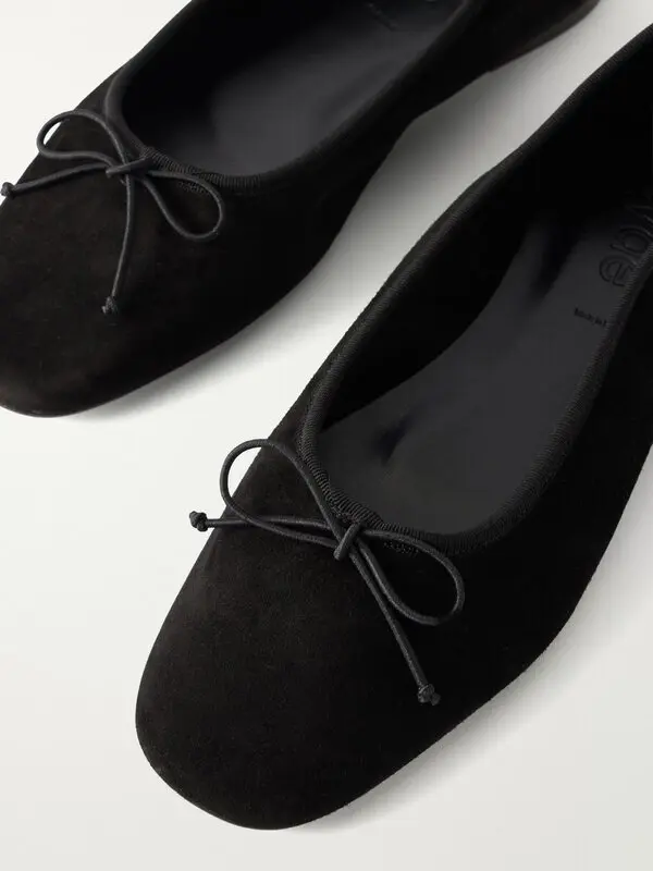 AeydĒ Tiby Suede Ballet Flats With Bow Detailing - Black