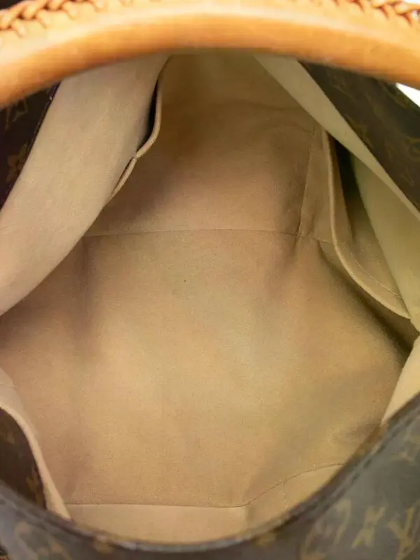 LOUIS VUITTON Monogram Artsy Mm Hobo Bag