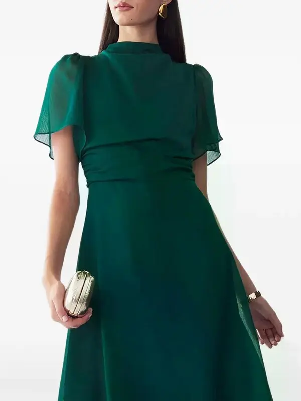 WILLA Crew-neck Midi Dress