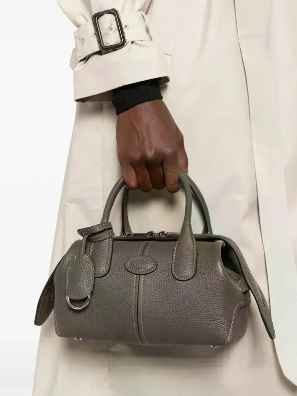 TOD'S Logo-patch Pebbled Tote Bag - Grey