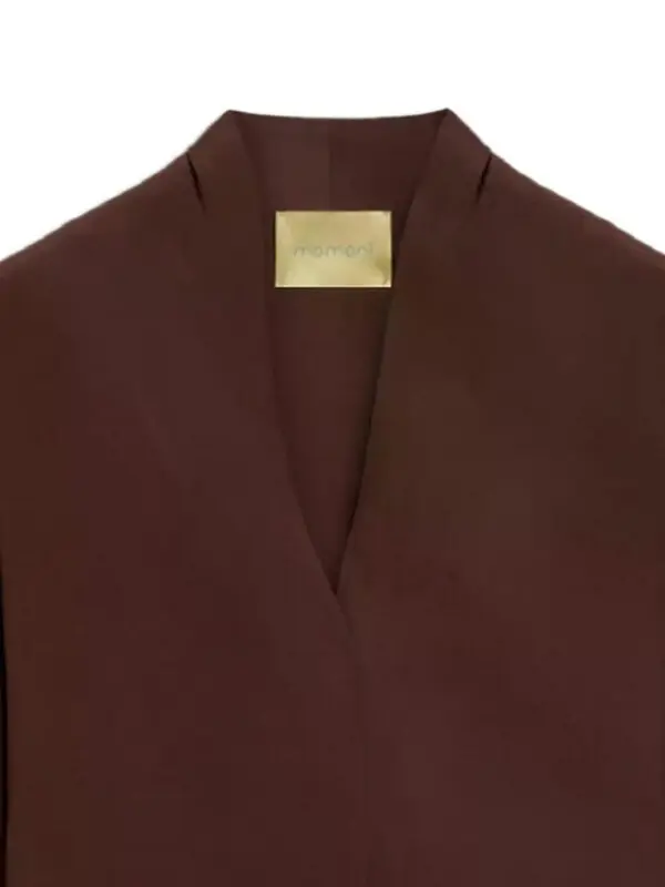 Momoni V-neck Long Sleeve Blouse