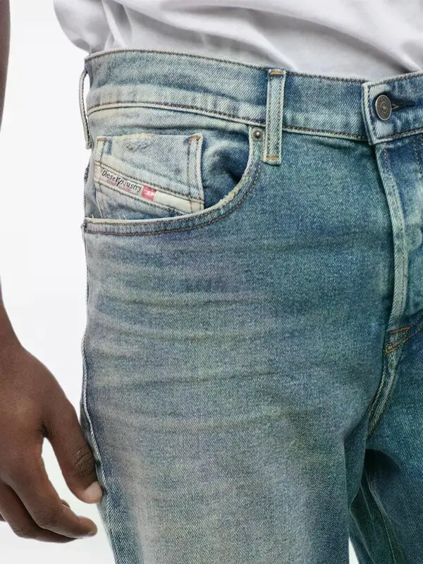 DIESEL® 2005 D-fining-r Regular-fit Jeans