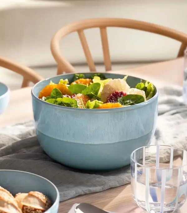 VILLEROY & BOCH Porcelain Perlemor Aqua Serving Bowl