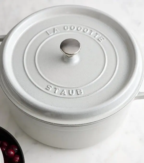 STAUB Round Cocotte