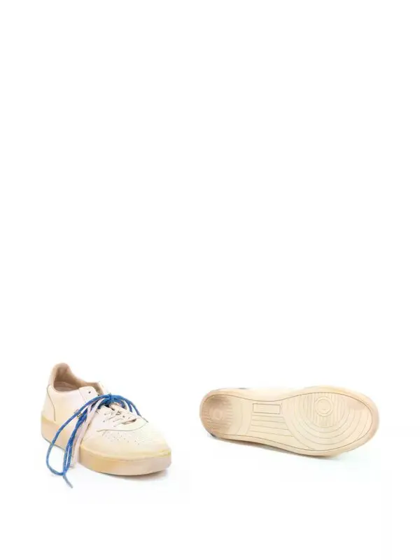 AUTRY Medalist Distressed Leather Sneakers - White