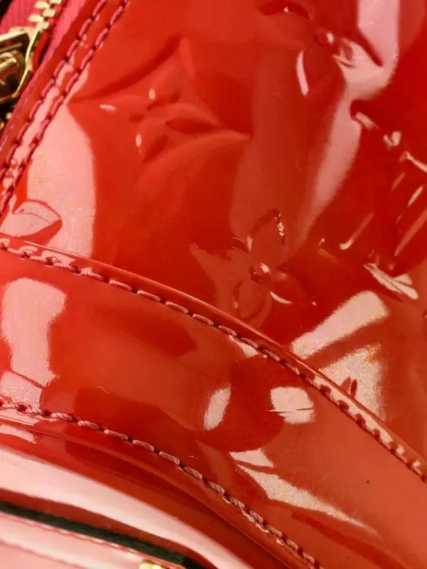 LOUIS VUITTON Alma Handbag Monogram Vernis Bb Shoulder Bag - Orange
