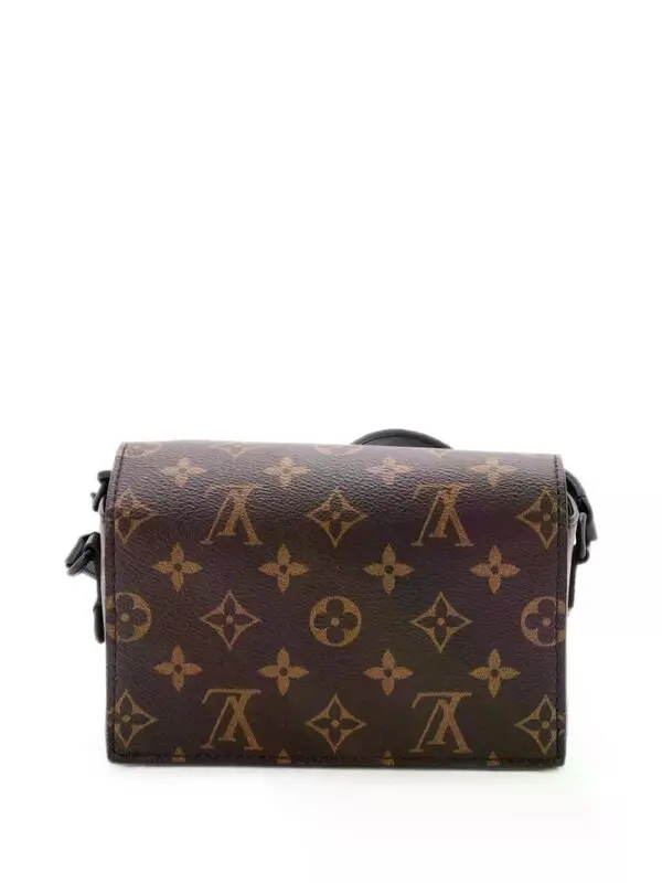 LOUIS VUITTON Steamer Wearable Wallet Macassar Monogram Canvas Crossbody Bag