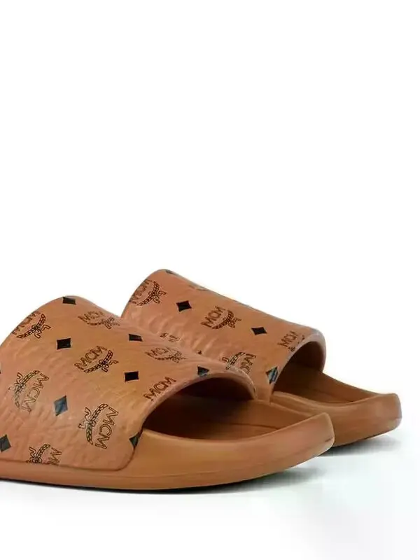 Mcm Visetos-print Slides - Neutrals
