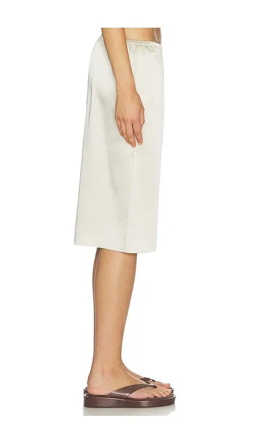 SEROYA Brice Shorts In . Also - Cream