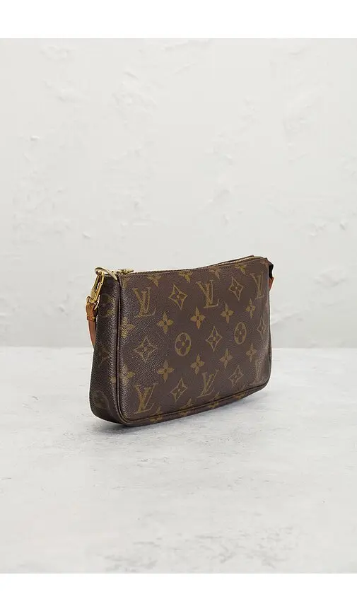 FWRD RENEW Louis Vuitton Monogram Pochette Accessoires Shoulder Bag