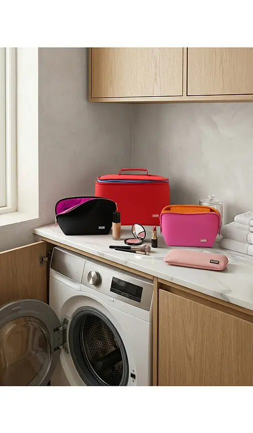 KUSSHI Neoprene Makeup Bag