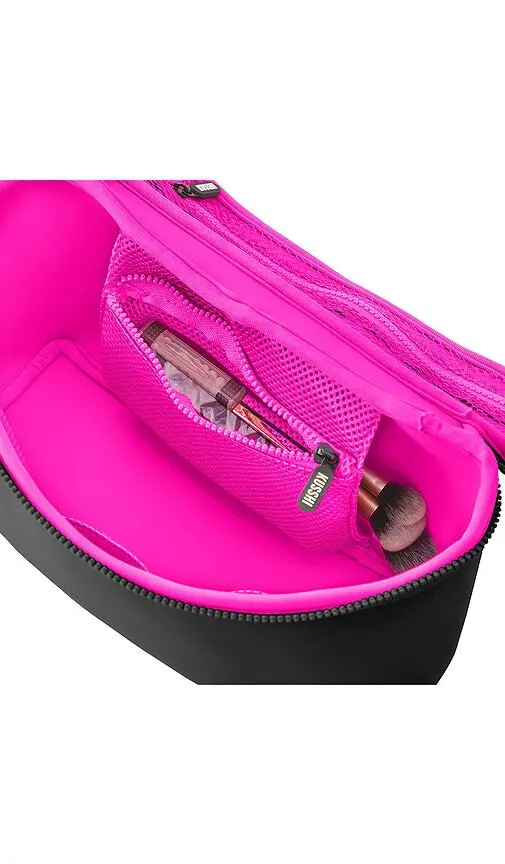 KUSSHI Large Neoprene Train Case