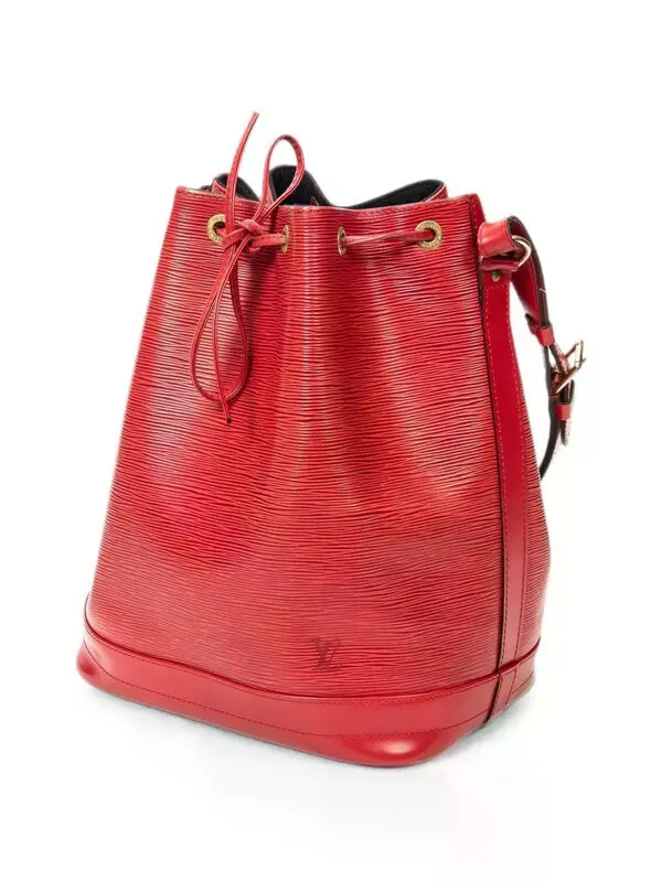 LOUIS VUITTON Epi Noe Gm Bucket Bag