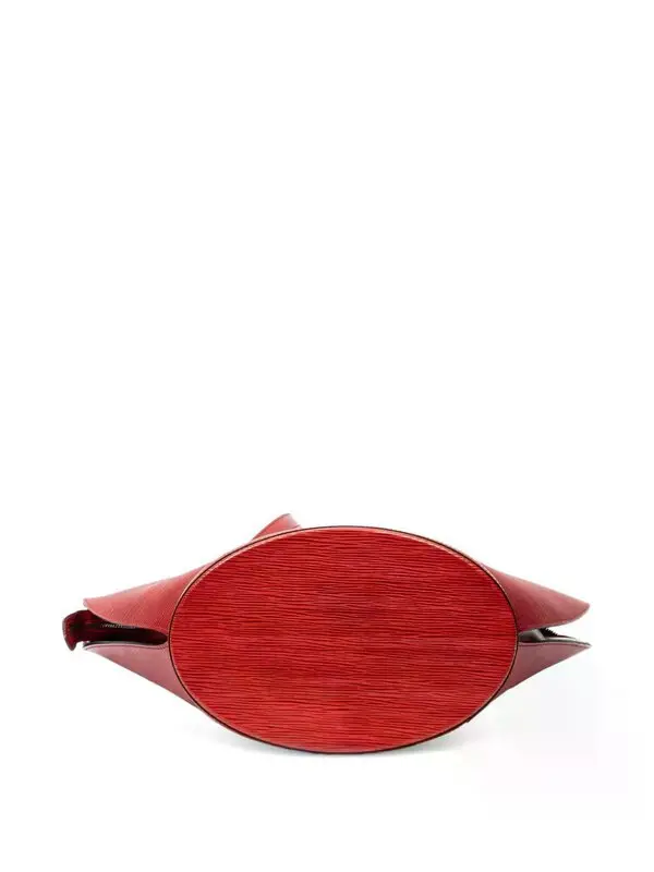 LOUIS VUITTON Gm St-jacques Shoulder Bag - Red