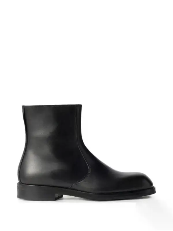 LEMAIRE Zipped Ankle Boots In Shiny Leather - Black