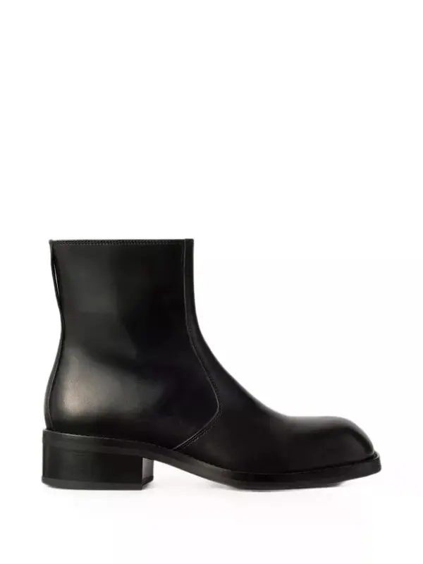 LEMAIRE Zipped Ankle Boots In Shiny Leather - Black
