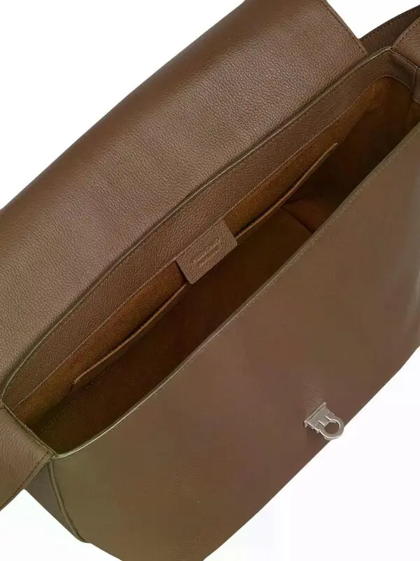 FERRAGAMO Gancini Plaque Leather Messenger Bag