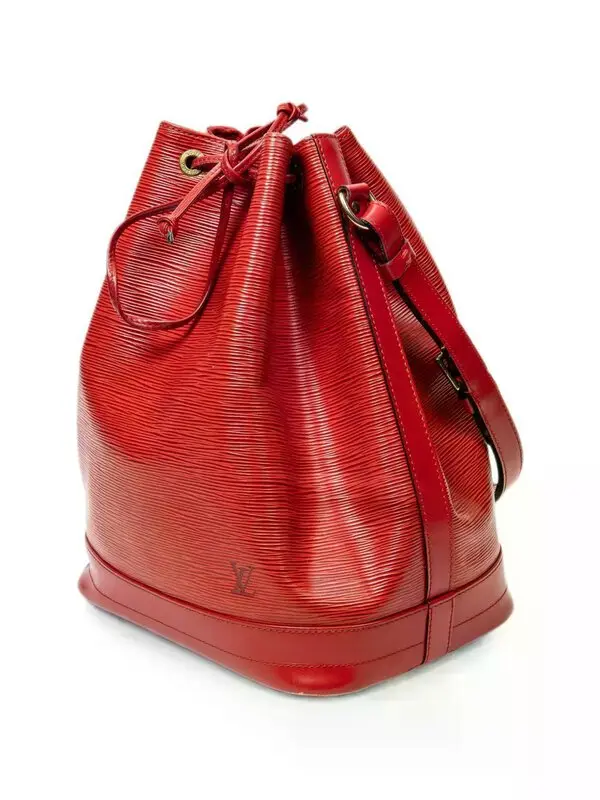 LOUIS VUITTON Gm Noe Bucket Bag - Red