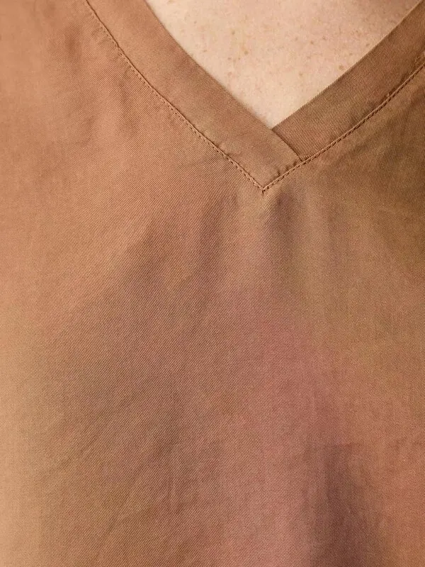 VICOLO V-neck Short-sleeve T-shirt