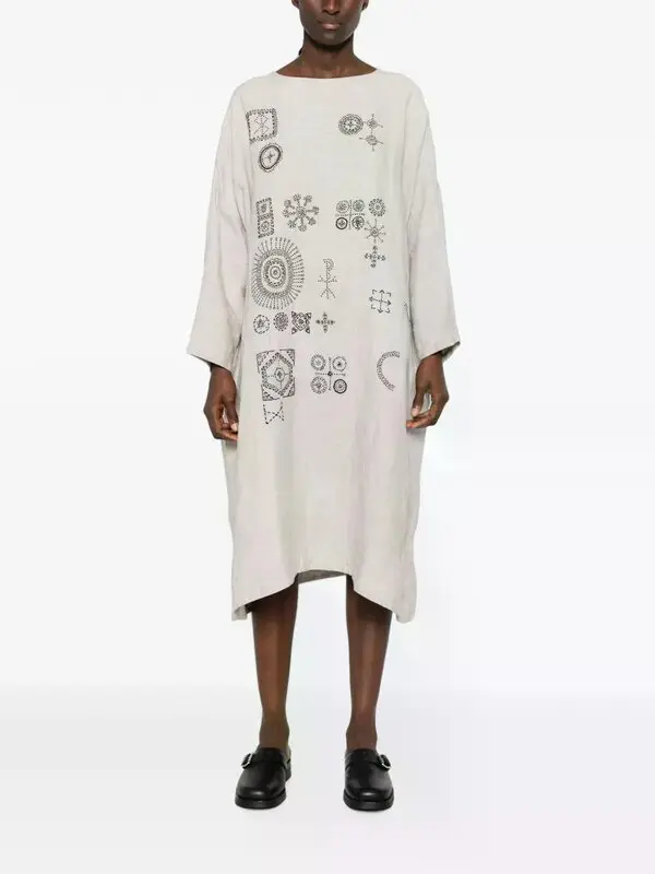 AODRESS Embroidered Crew-neck Midi Dress