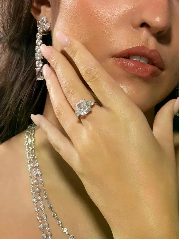 FANTASIA BY DESERIO Radiant-cut Ring