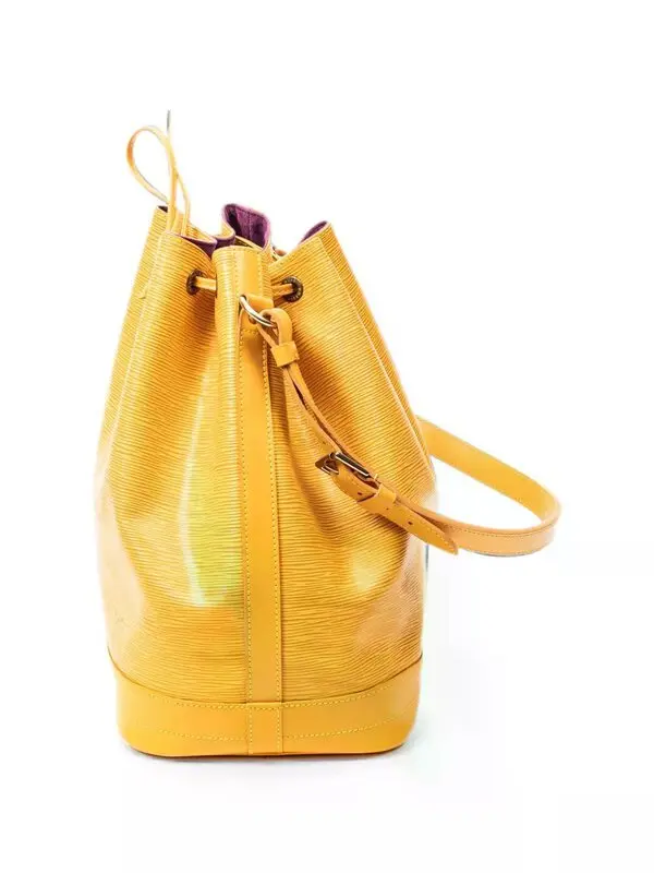 LOUIS VUITTON Gm Noe Leather Bucket Bag - Yellow
