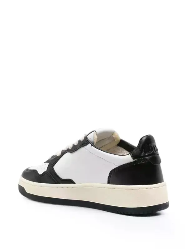 AUTRY Medalist Panelled Leather Sneakers - Black