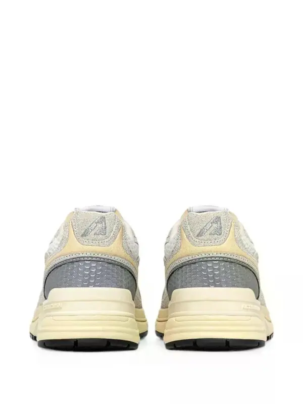 AUTRY Hyperway Suede Sneakers