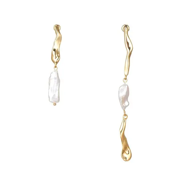 CLASSICHARMS Asymmetrical Molten Baroque Pearl Earrings - Gold