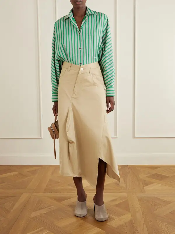 Loewe Oval 70 Suede Mules