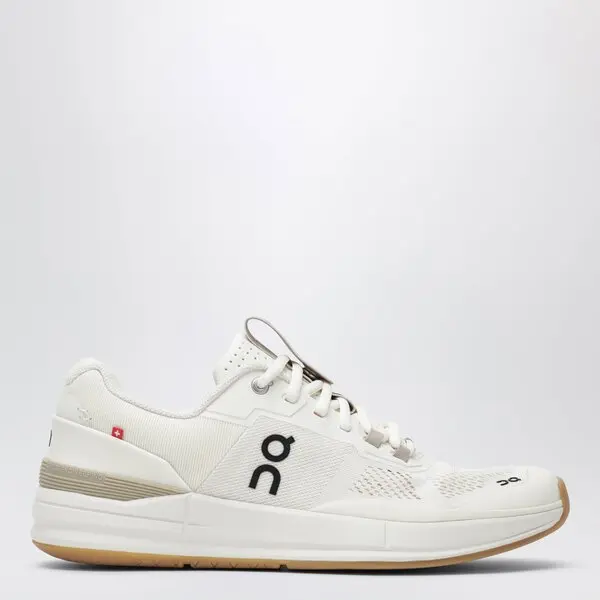 On The Roger Pro Tennis Shoes In Recycled Polyester, Ivory - Beige
