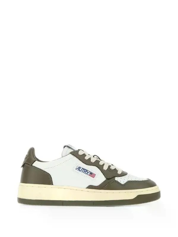 AUTRY Medalist Leather Sneakers - White