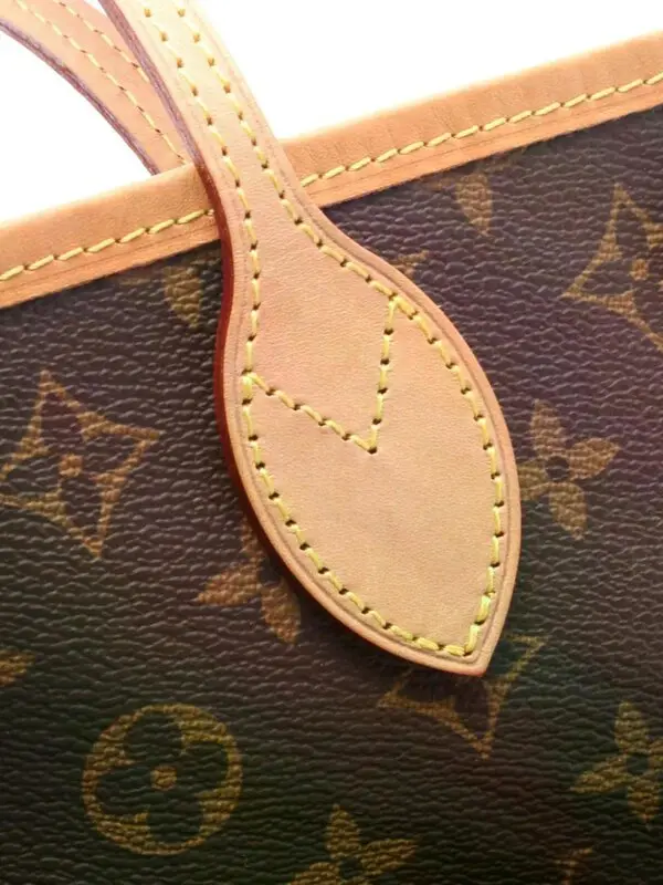 LOUIS VUITTON 2020 Monogram Neverfull Pm Tote Bag