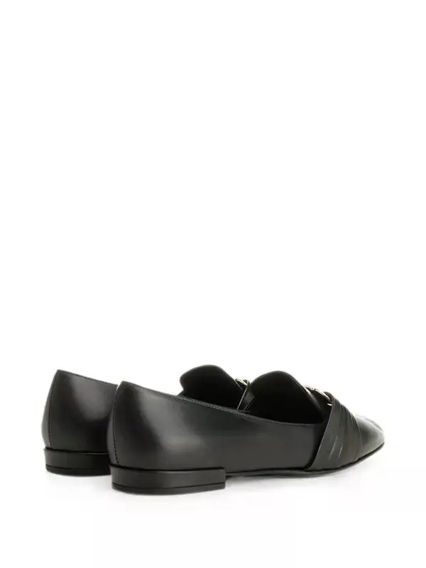 FERRAGAMO Gancini Plaque Leather Loafers