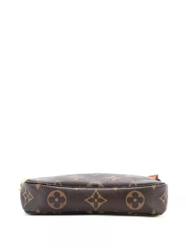LOUIS VUITTON Pochette Accessoires Monogram Canvas Mini Clutch Bag