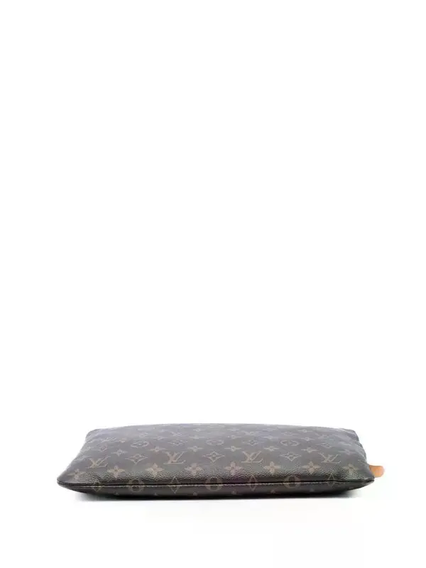 LOUIS VUITTON 2017 Monogram Etui Voyage Mm Clutch Bag - Brown