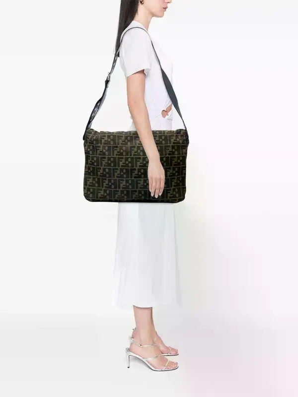 Fendi 2000-2010 Zucca Canvas Skull Messenger Bag Crossbody Bag - Brown