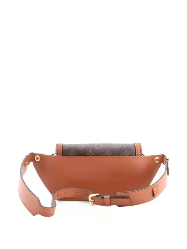 LOUIS VUITTON Dauphine Bumbag Reverse Monogram Canvas Belt Bag - Brown