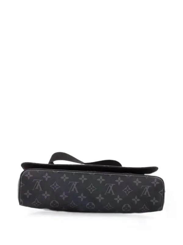 LOUIS VUITTON District Messenger Bag Monogram Eclipse Canvas Mm Crossbody Bag